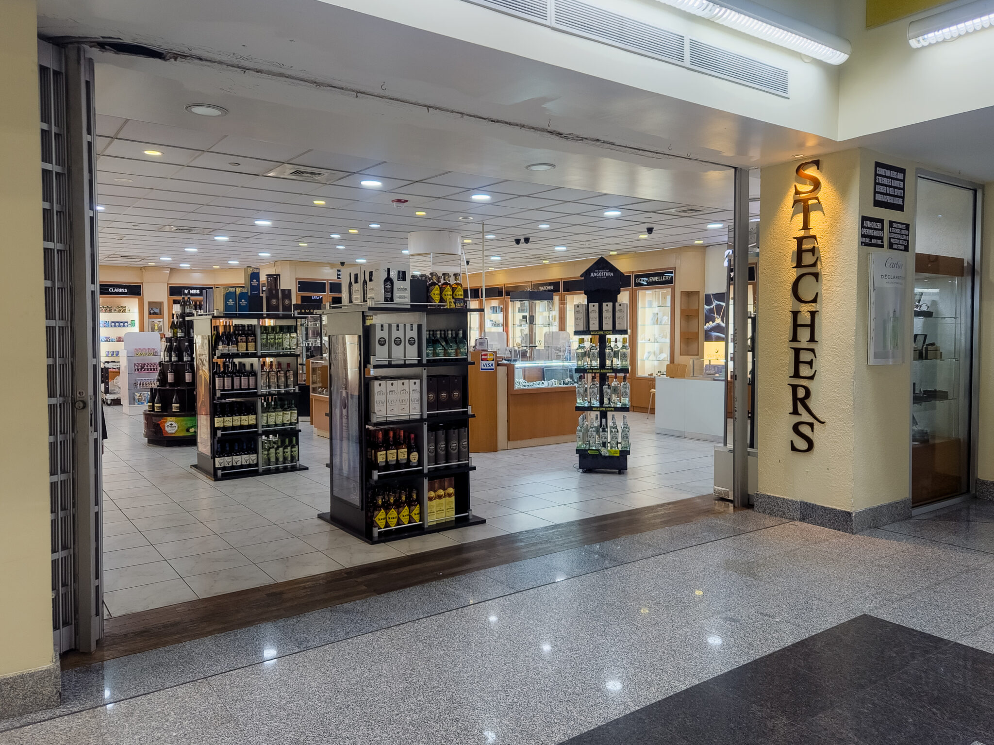 Shopping at Piarco International Airport - Airports Authority Trinidad ...