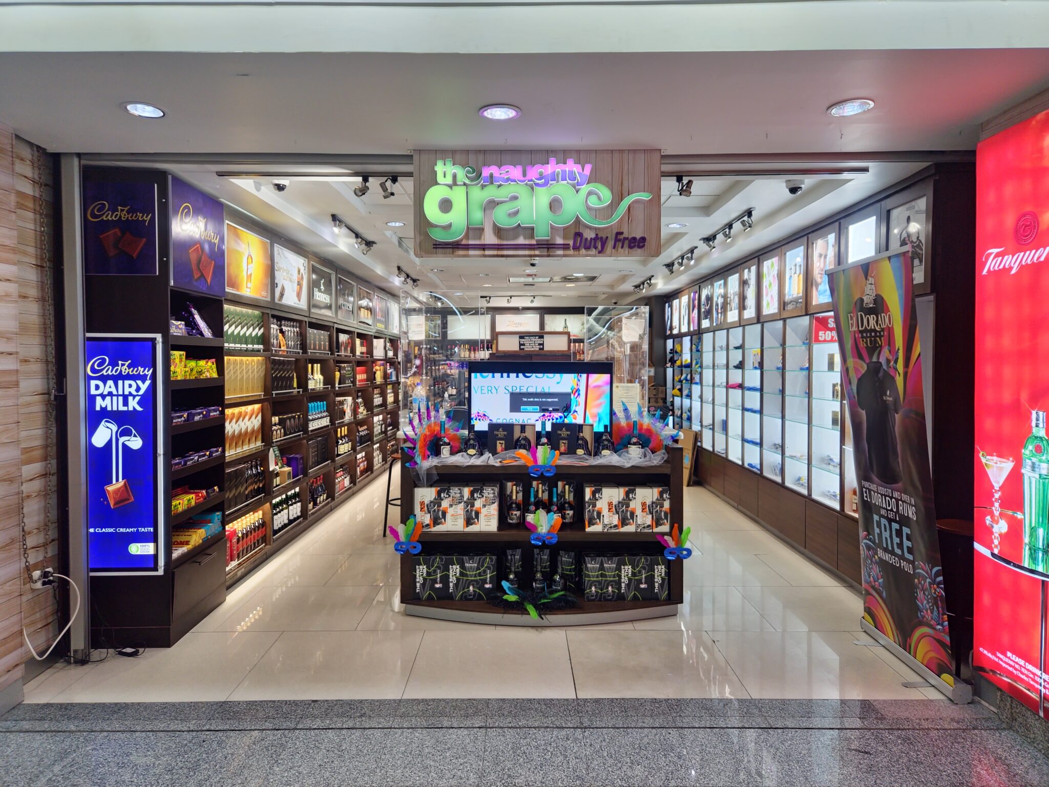 Shopping at Piarco International Airport - Airports Authority Trinidad ...